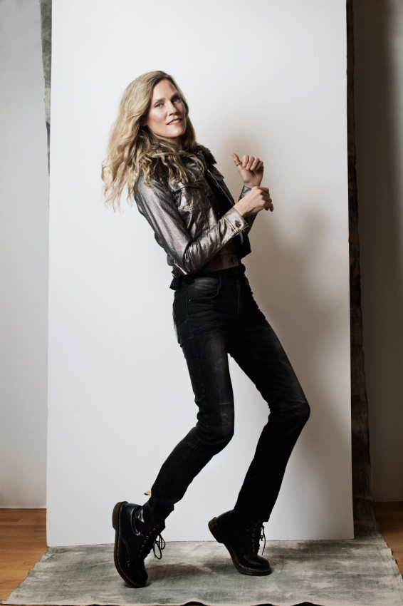 LeDREW MODELS - ANOUK FROLIC / DIRECT